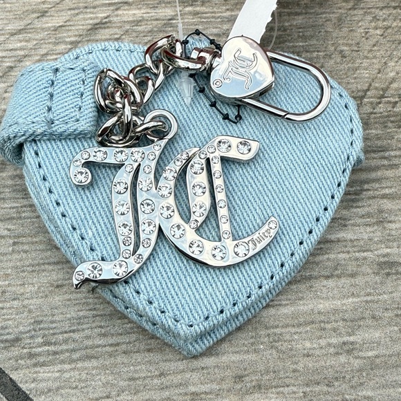 Juicy Couture | Accessories | Juicy Couture Blue Heart Key Holder ...